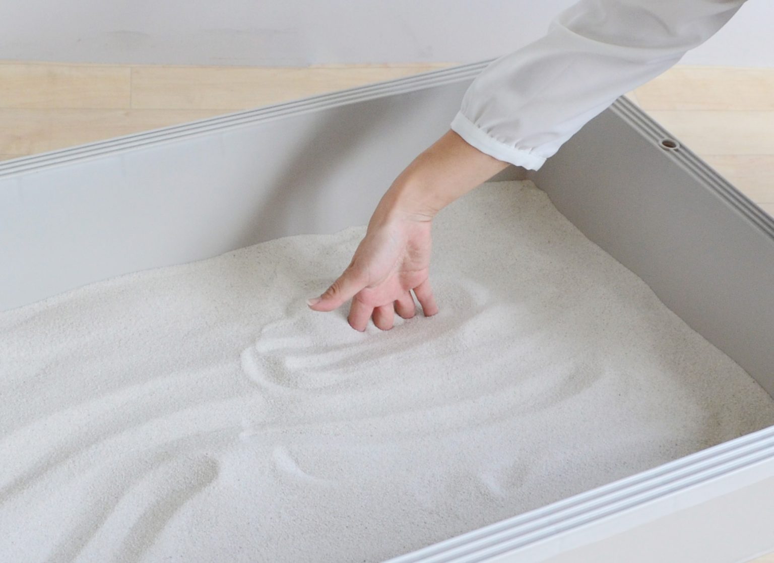 砂遊びは子供の成長にメリットだらけ -自宅の庭に手作り砂場！簡単DIYで後悔しない家庭用砂場の作り方- - リス公式オンラインショップ